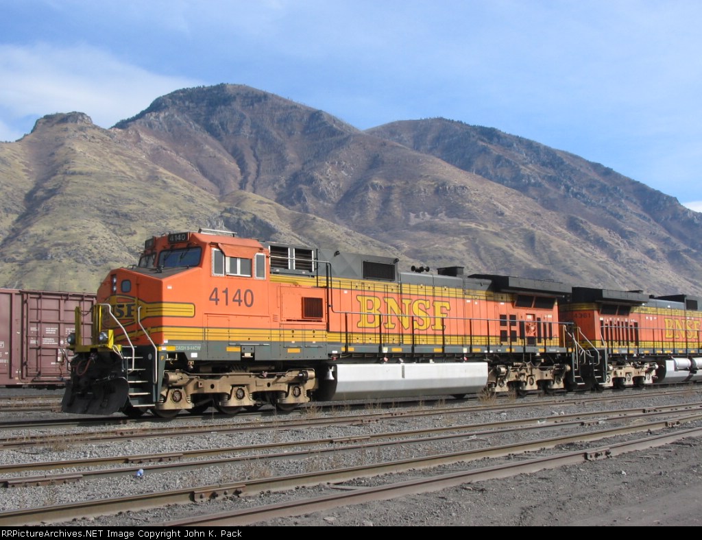BNSF 4140